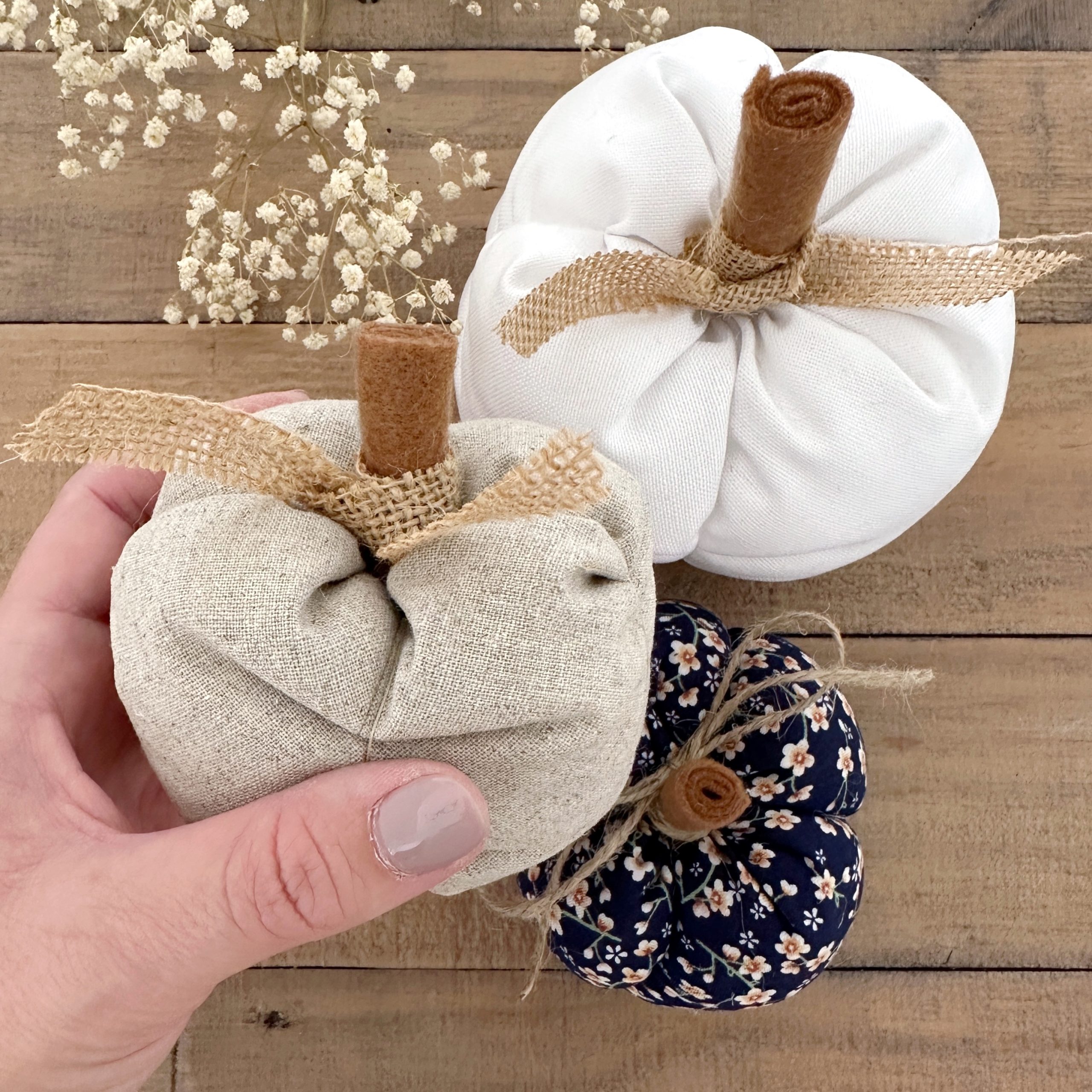 How to sew fabric pumpkins... - Secret Life of a Seamstress